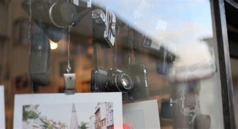 This Artist Puts A Camera Inside Her Vagina And Takes Photos Of Lovers