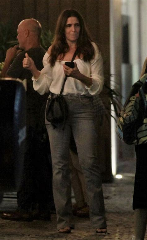 Malu Mader Reúne Família Em Evento E Surge Ao Lado Do Marido Sobrinha