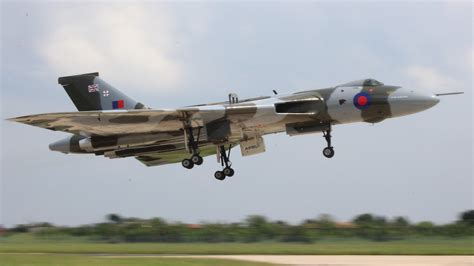 Britains Most Glorious Cold War Bomber Jet Takes Flight Again Wired
