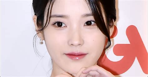 아이유 영평상 신인상에 잔뜩 긴장 받아본 상 중 가장 떨려 Md픽