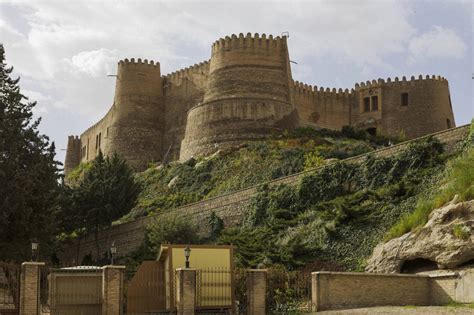 Download Castle On The Hill In Iran Wallpaper