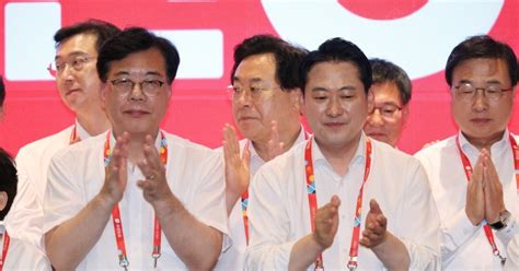 국회 개원 앞두고 국회의장 한복 제안에 국힘은 상복 입고 가겠다