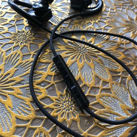 Jabra Bluetooth Earphones Audio Earphones On Carousell