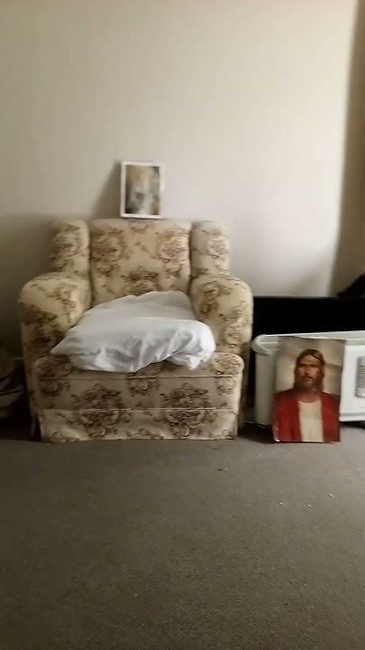 Urusla 🎄🌝🍰😊 Youtube