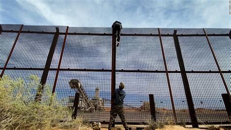 Massive Smuggling Industry Drives Record Numbers At Us Border Cnn Video