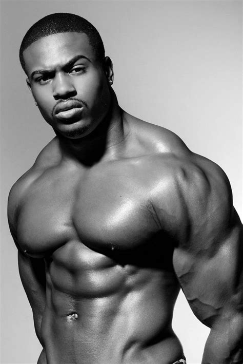 Today I Noticed Dudes With Big Traps Look Like A Scrawnier Version Of