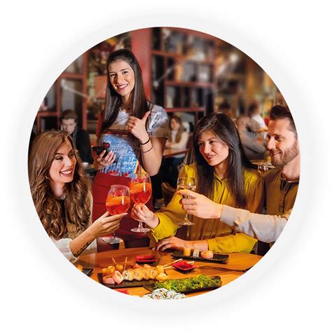 За нас ️ История и екип на верига Хепи Happy Bg