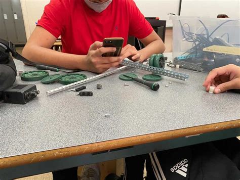 Vex Dragster Aaryans Robotics