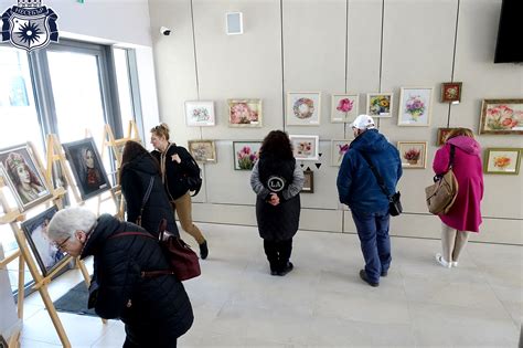 Изложба на гоблени бе открита в Артиум център Несебър