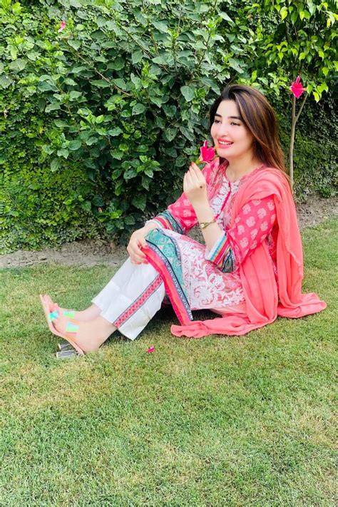 Gul Panra Feet