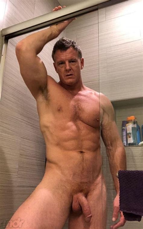 Superdaddy Phnix