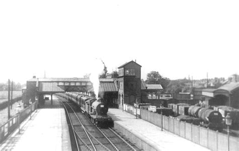 Kenilworth Station An Unidentified Ex Lnwr 3p 4 4 0 Precursor Class
