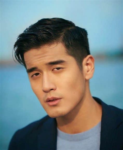 12 Effortless Short Hairstyles For Asian Men To Try Hairstylecamp Asian Man Haircut Asian