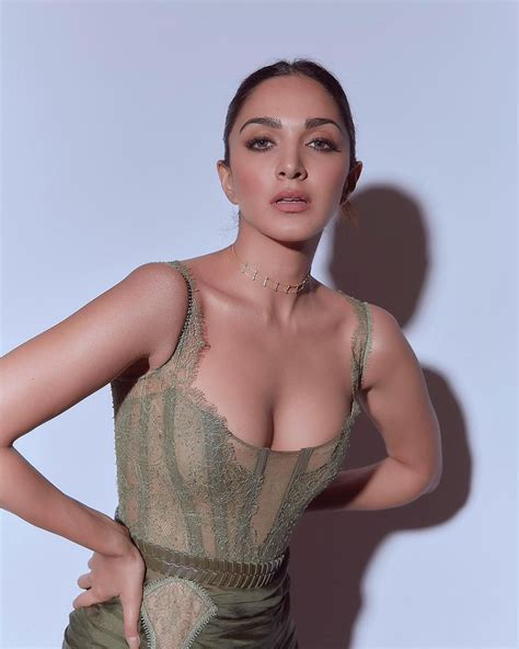 21 Kiara Advani Hot New Instagram Photos Sexy Kiara Advani Just For