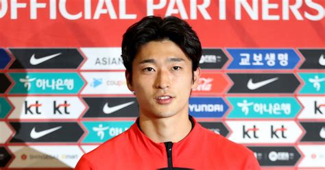 인터뷰 하는 조규성