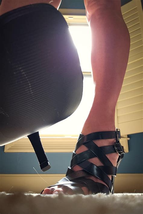 I Got Yall A New Climbing Wall Have Fun And Be Careful 😘 R Giantessfeet