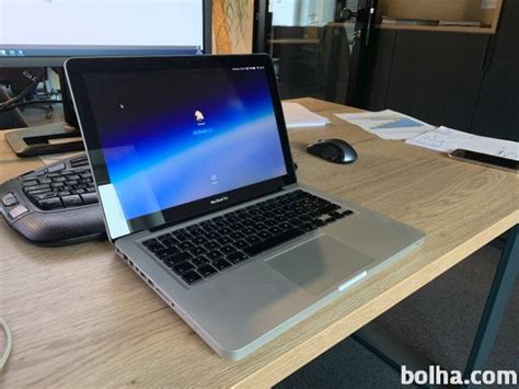 Apple Macbook Pro A