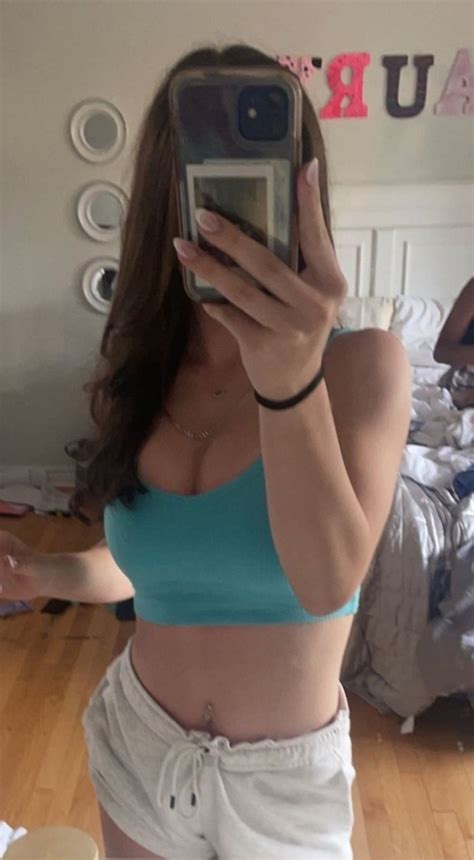 Brunette Selfie Blue Top Cleavage Male43can