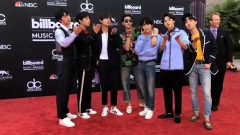180521 Highcuts Instagram Post 지금 방탄소년단 Tumbex