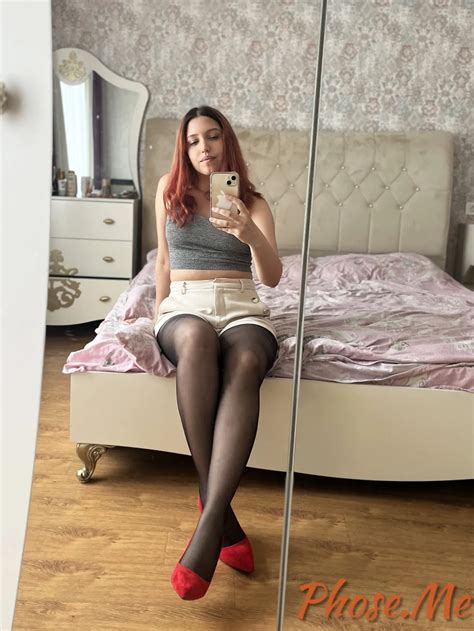 Krista Shyann Taking Pantyhose Selfies 10 Nude Pics Xhamster