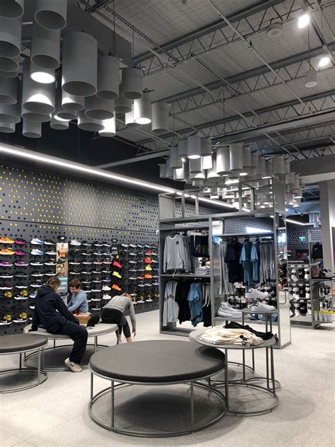 Rebel Scentregroup Westfield Southland Retailleasing Teamwork