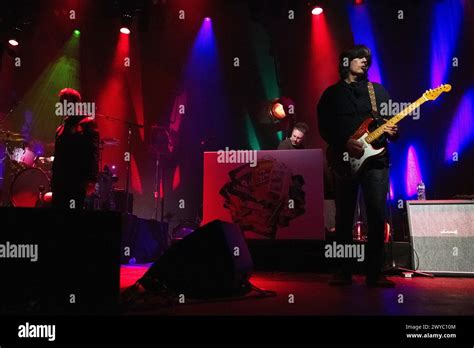 Liam Gallagher And John Squire Performing Live At The Columbiahalle In