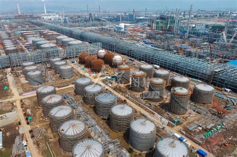 江苏连云港：盛虹炼化一体化项目加快推进 人民图片网