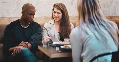 10 Habits Of Confident Women Who Effortlessly Command Respect 50 B4u