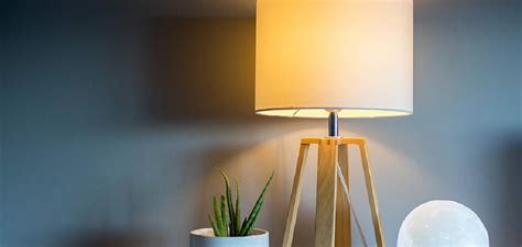 How To Choose Lamp Shades 11 Easy Guidelines 2025