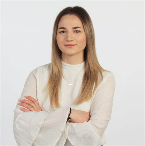 Laura Kiełbasa Muvon