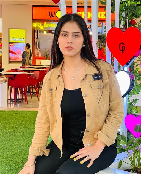 Manpreet Dolly Wiki Biography Age Gallery Spouse And More