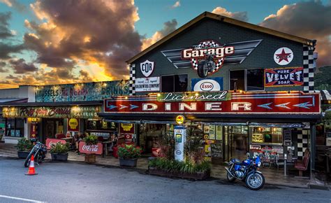 Diner By Doug Dicker 500px Cool Garages Diner Garage Art