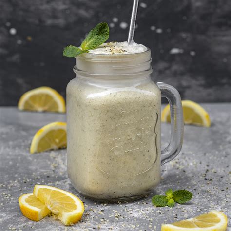 Шейк с ананас и мента Pineapple And Mint Shake Кукуряк