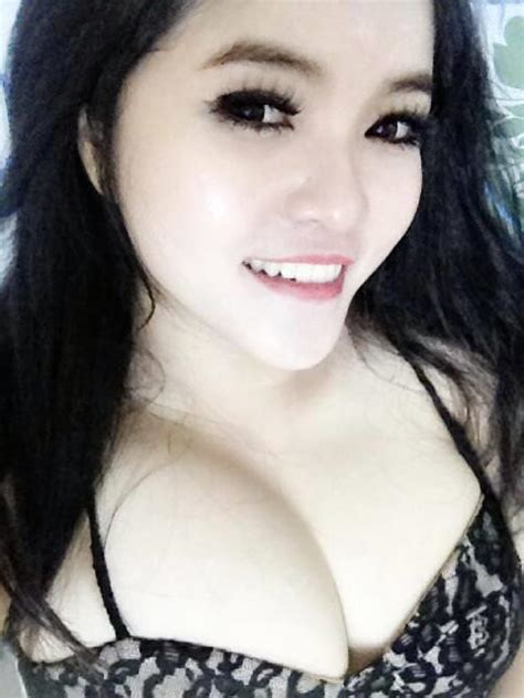 Naked Van Nonstop In The Viet Nam Personal Show