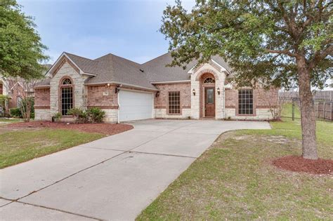 700 Saddlebrook Dr Desoto Tx 75115 Redfin