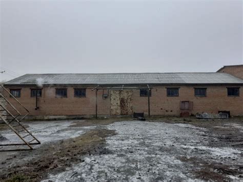 Комплекс будівель та споруд площею 3263 7 кв м земельна ділянка площею 0 6130 га КН