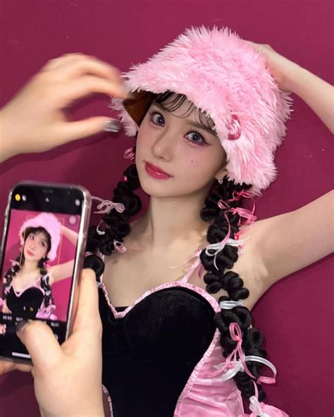 핑크 털모자 하트 란제리룩 비비지 은하 야한 겨드랑이