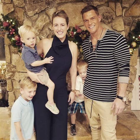 Top Catherine Ritchson Isnt Just Alan Ritchsons Wife—shes The