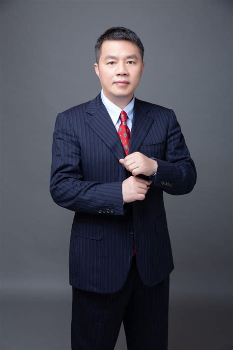 第七届中国债券论坛嘉宾简介——杨爱斌新浪网