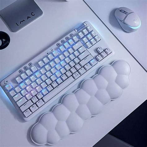Logitech G Wireless Mechanical Gaming Keyboard With Lightsync Rgb Lightspeed Tactile