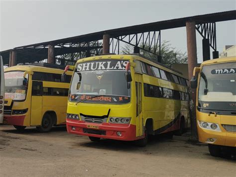 Passengers Kept Getting Troubled In Rewa Bus Standrewa Latest News