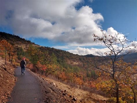 Ada Trail Hiking Trail Medford Oregon