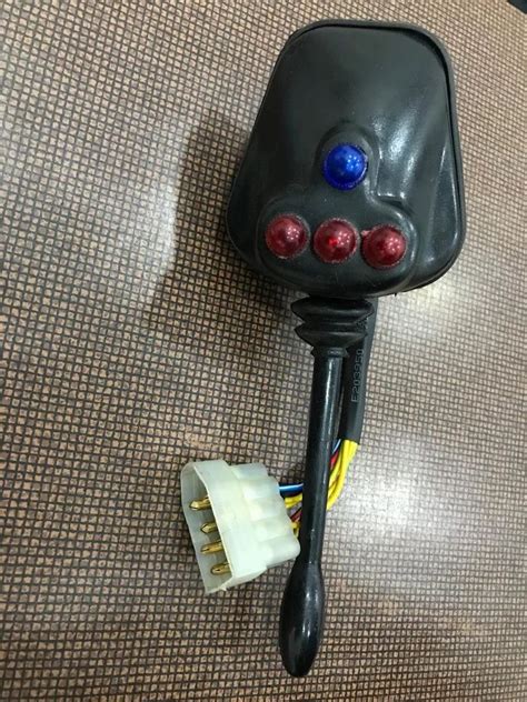 Tractor Indicator Switch In Meerut Cantt Meerut Quality Industries
