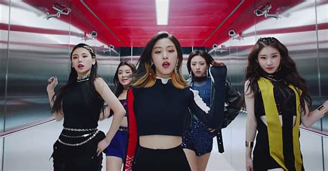 ITZY Dalla Dalla İzlesene com