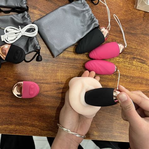 Wireless Remote Control Vibrating Egg Bullet Vibrator Sex Toys For