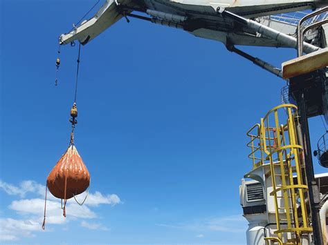 Dynamic Rigging Conducts Load Testing On Crane For The Semi Submersible Vessel Page Dynamic