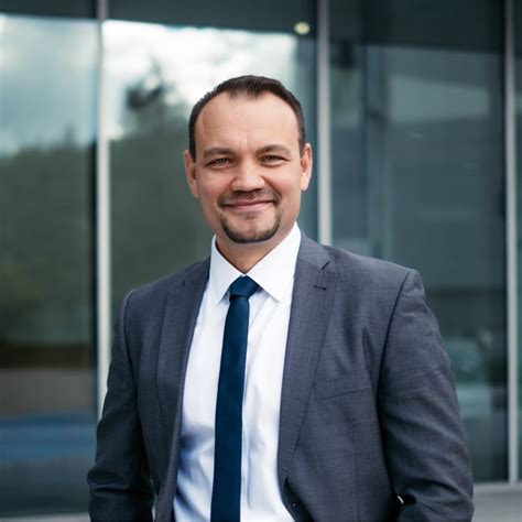 Robert Filter Linkedin