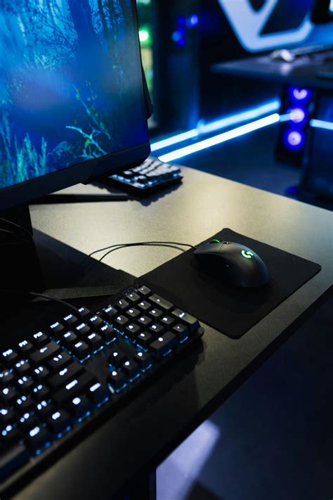 실내 Pc 그래픽 디자인 소프트웨어 기술 기술 장비 데스크탑 화면 동적 색상 디지털 디지털 인터페이스 마실