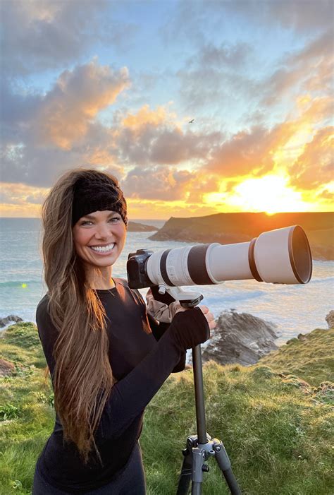 Home — Hannah Stitfall