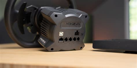 Moza R3 Direct Drive For Xbox Hands On And First Impressions
